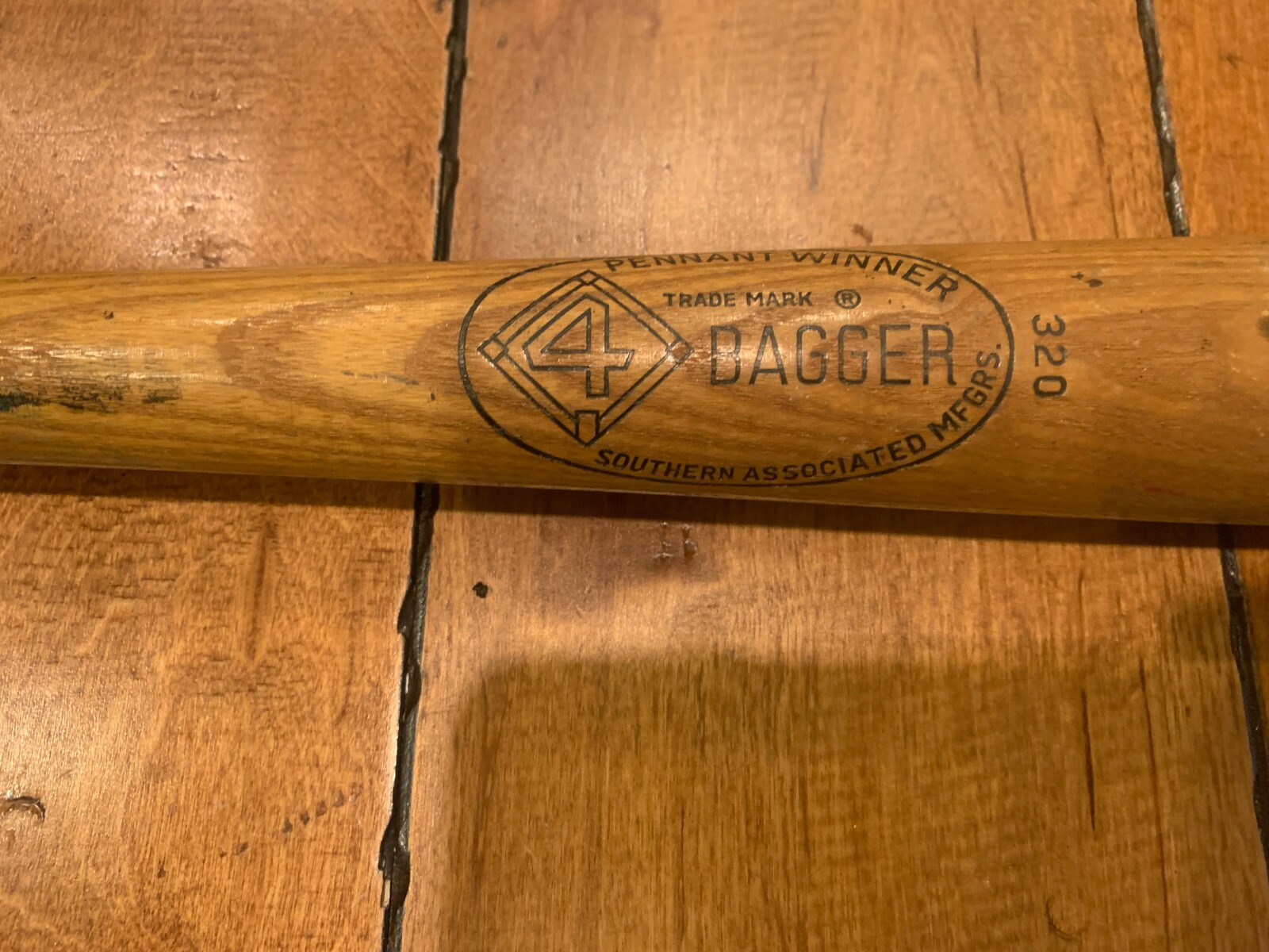 4 BAGGER MODEL 320 VINTAGE WOOD BASEBALL BAT 31" RARE | eBay