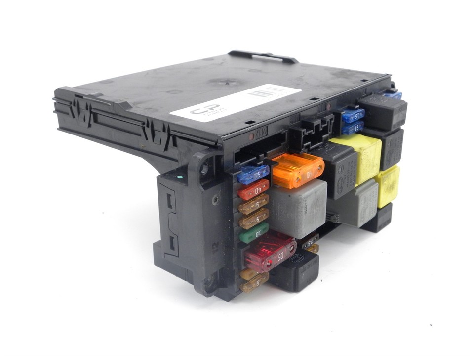 Front SAM Fuse Box Body Control Module fits 01-09 C320 W203 W209 209 ...