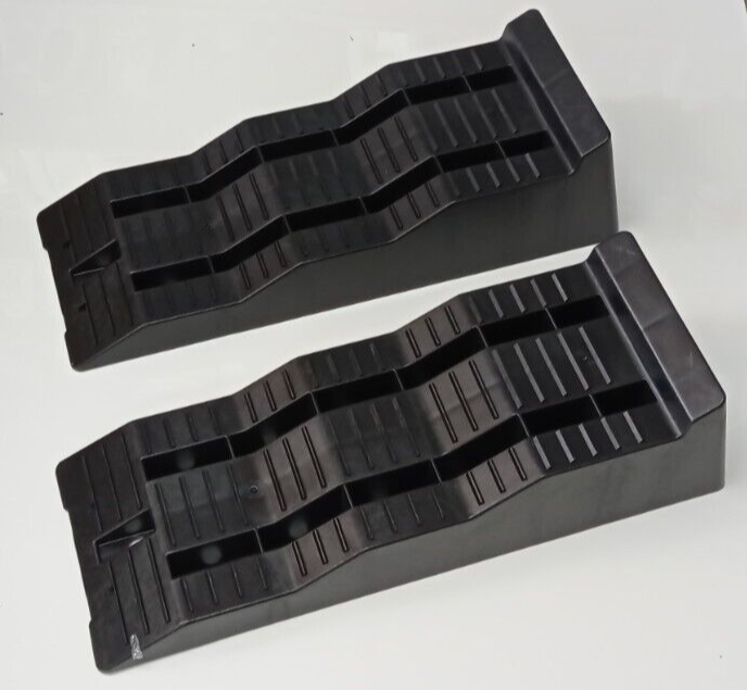 Thule Wheel Leveller 5 Ton Heavy Duty Levelling Ramps & Bag Caravan ...