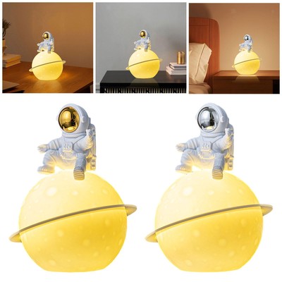 Spaceman 3D Moon Lamp Creative Ornaments Astronaut LED Table Lamp for ...