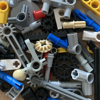 50 x LEGO Technic Mixed Parts - Connectors Pins Axles Gears Cogs - Lot ...