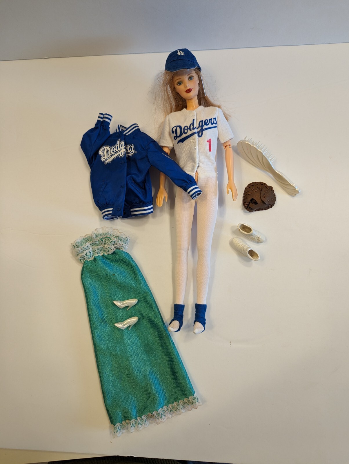 VTG 1993 LA Dodgers Barbie & VTG Dress With Shoes | eBay
