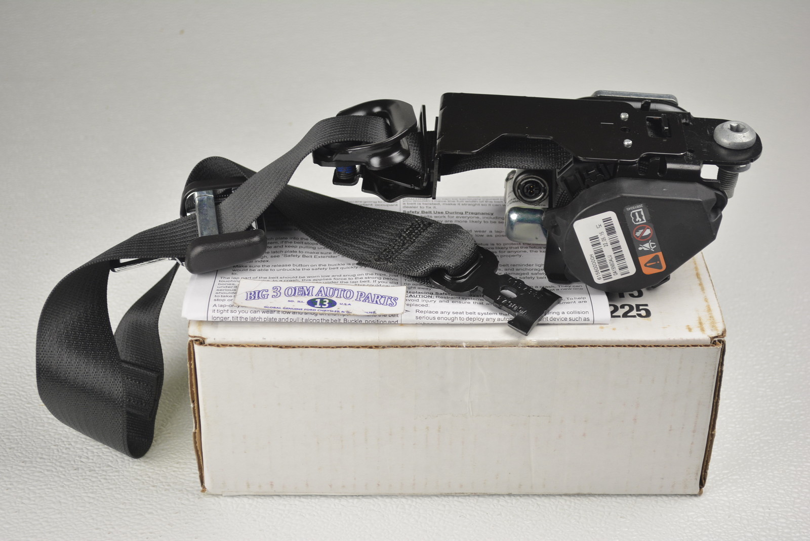 Chevrolet Equinox LH Driver Side Seat Belt w/ Pre-Tensioner Kit new OEM ...