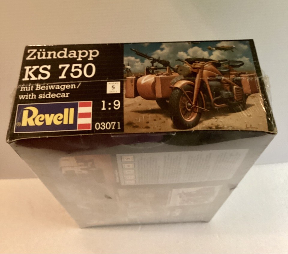 REVELL 1:9 Zundapp KS 750 W/Sidecar MODEL KIT # 03071 Factory/Sealed ...