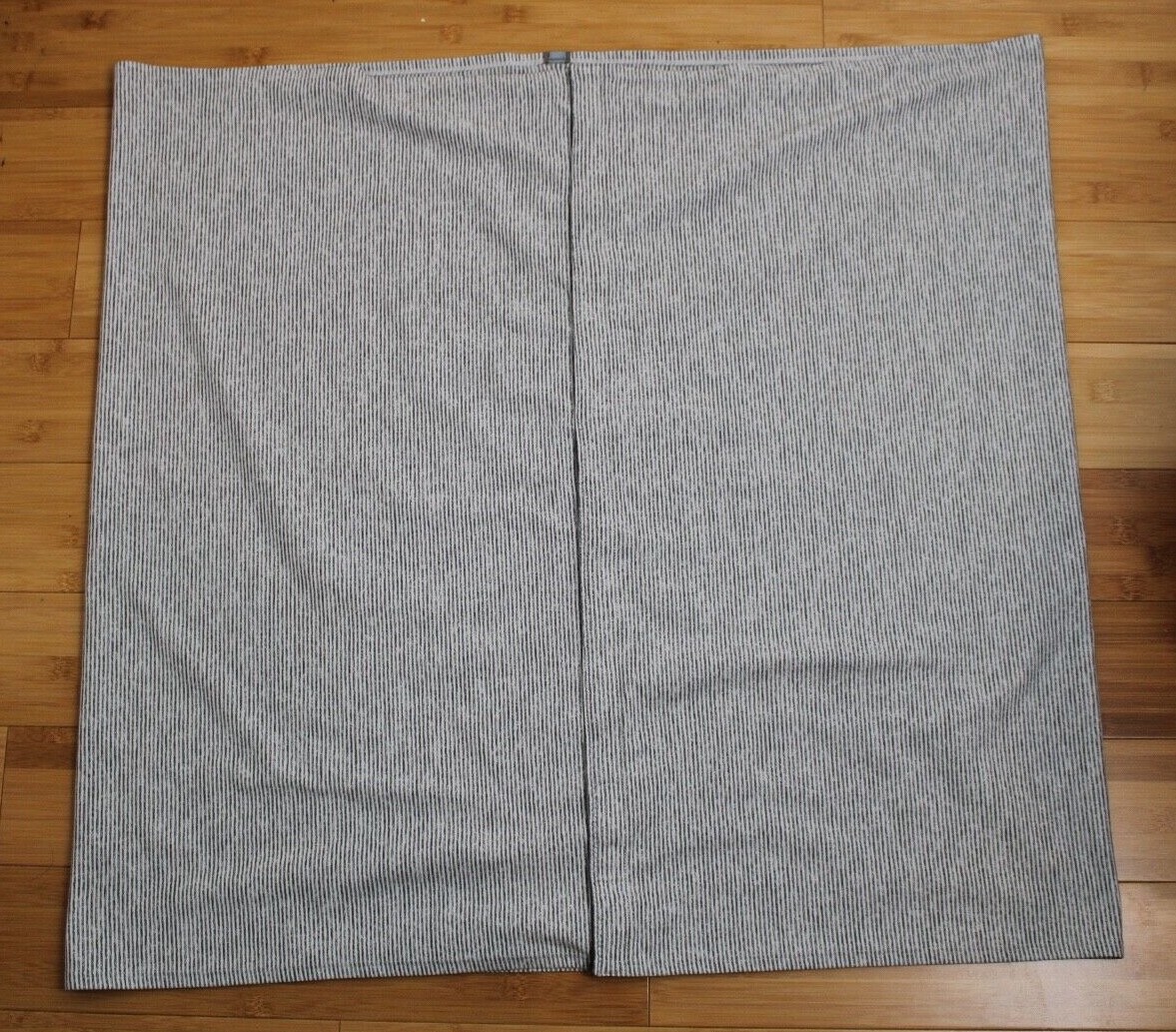 Lululemon Gray Stripe Vinyasa Snap Infinity Scarf - Gem