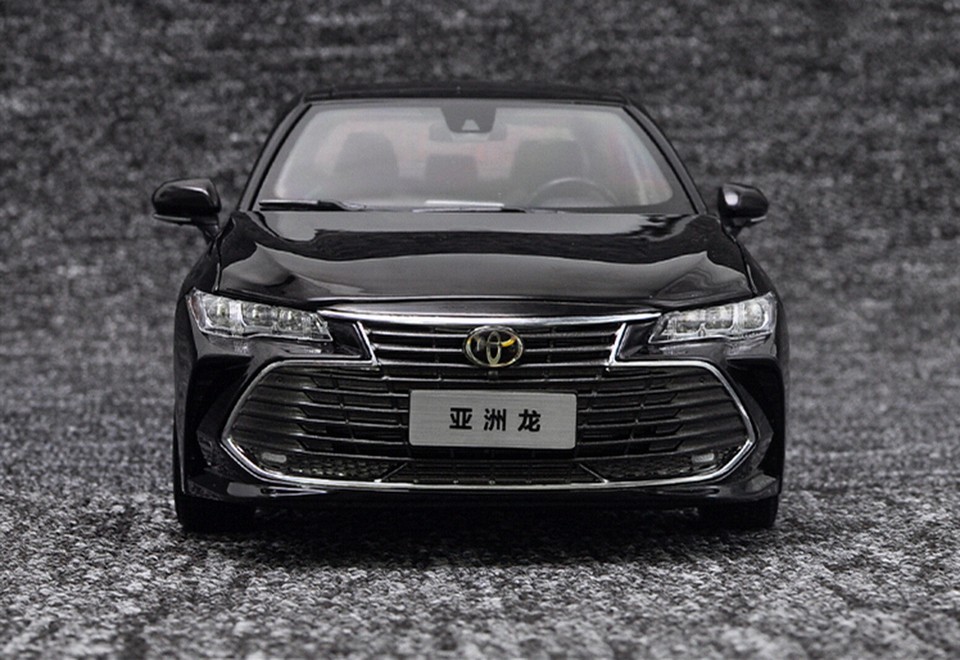 1/18 Scale Avalon Black DieCast Car Model Toy Collection Gift | eBay