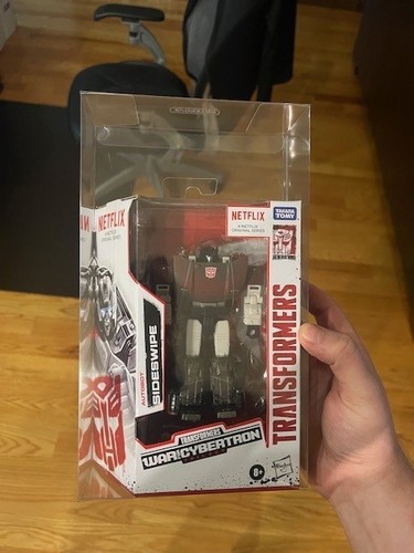 Transformers Netflix War For Cybertron Deluxe Class SIDESWIPE Action ...