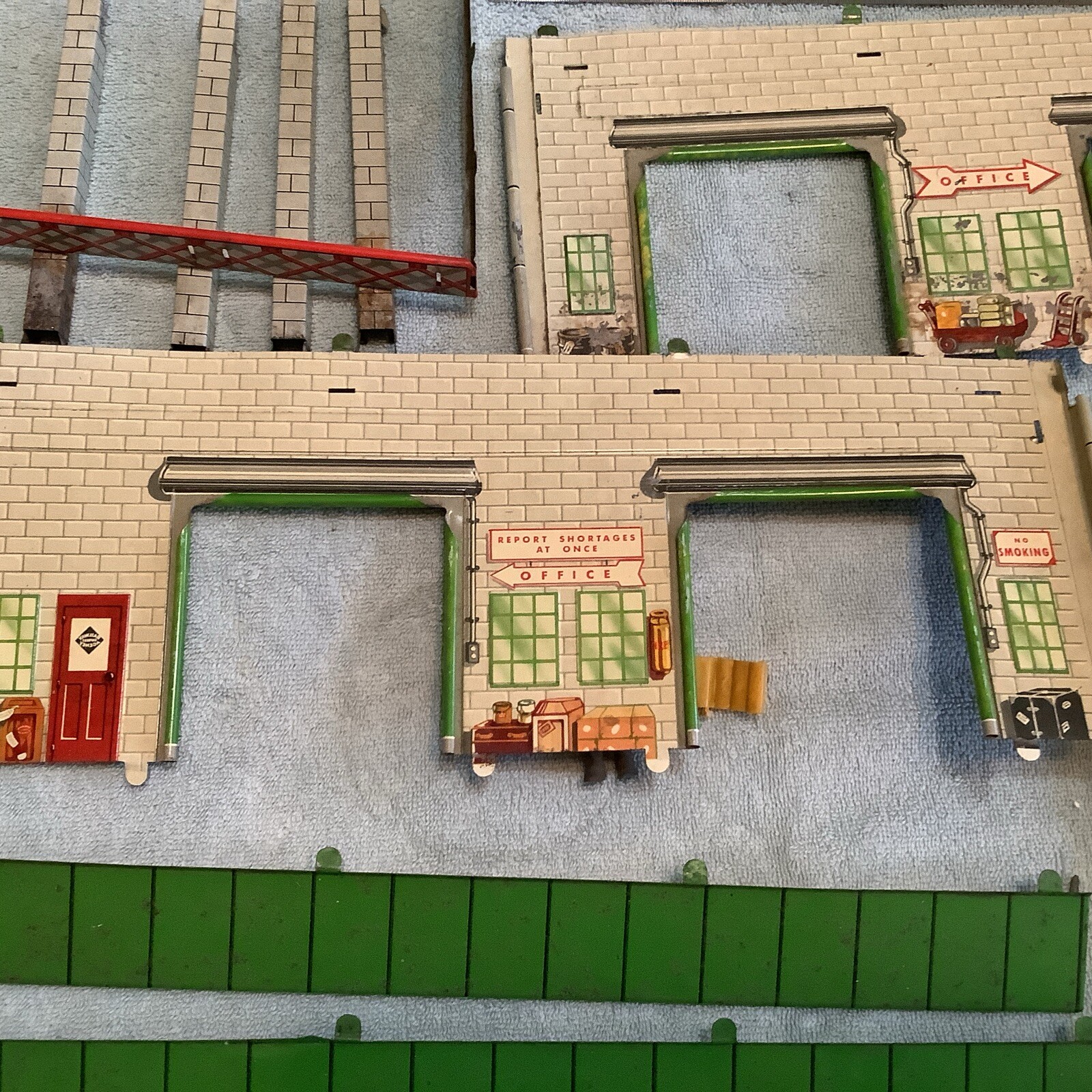 Marx Freight Terminal Tin Litho Train Station Toy Building Vintage ...