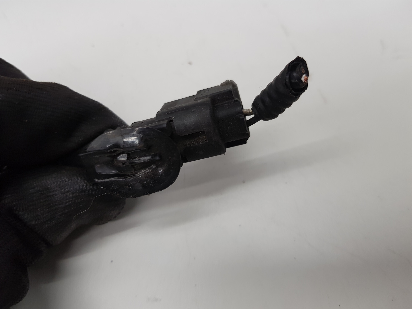 Kia Niro De 1.6 Hybrid 77kw Exhaust Gas Temperature Sensor 39260-03020 ...