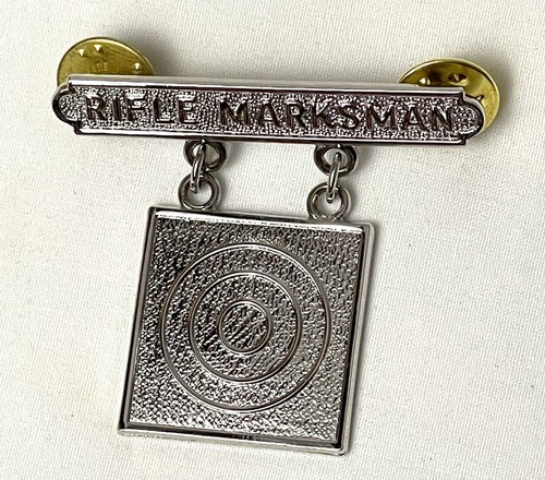 US MARINE CORPS USMC RIFLE MARKSMANSHIP MARKSMAN QUALIFICATION BADGE ...