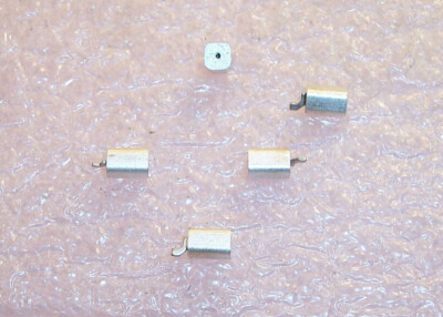 QTY (10) SR8800LPQ2000AY TRANS-TECH SMD CERAMIC COAXIAL RESONATOR ...