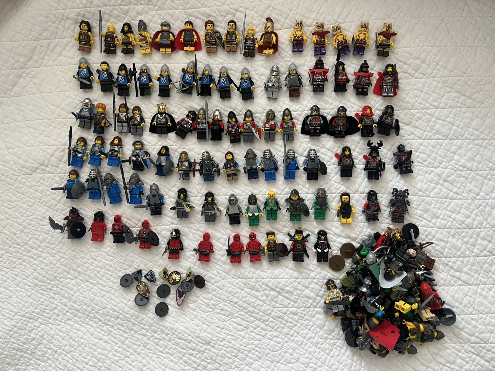 Vintage LEGO Minifigures - Relic Spot