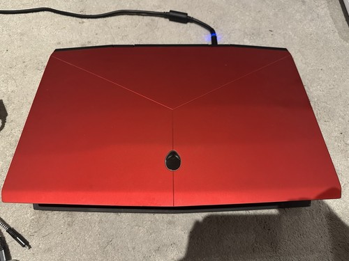 Dell Alienware m17 gaming laptop, i7 8750h, Rtx 2070maxQ, 32gb memory ...