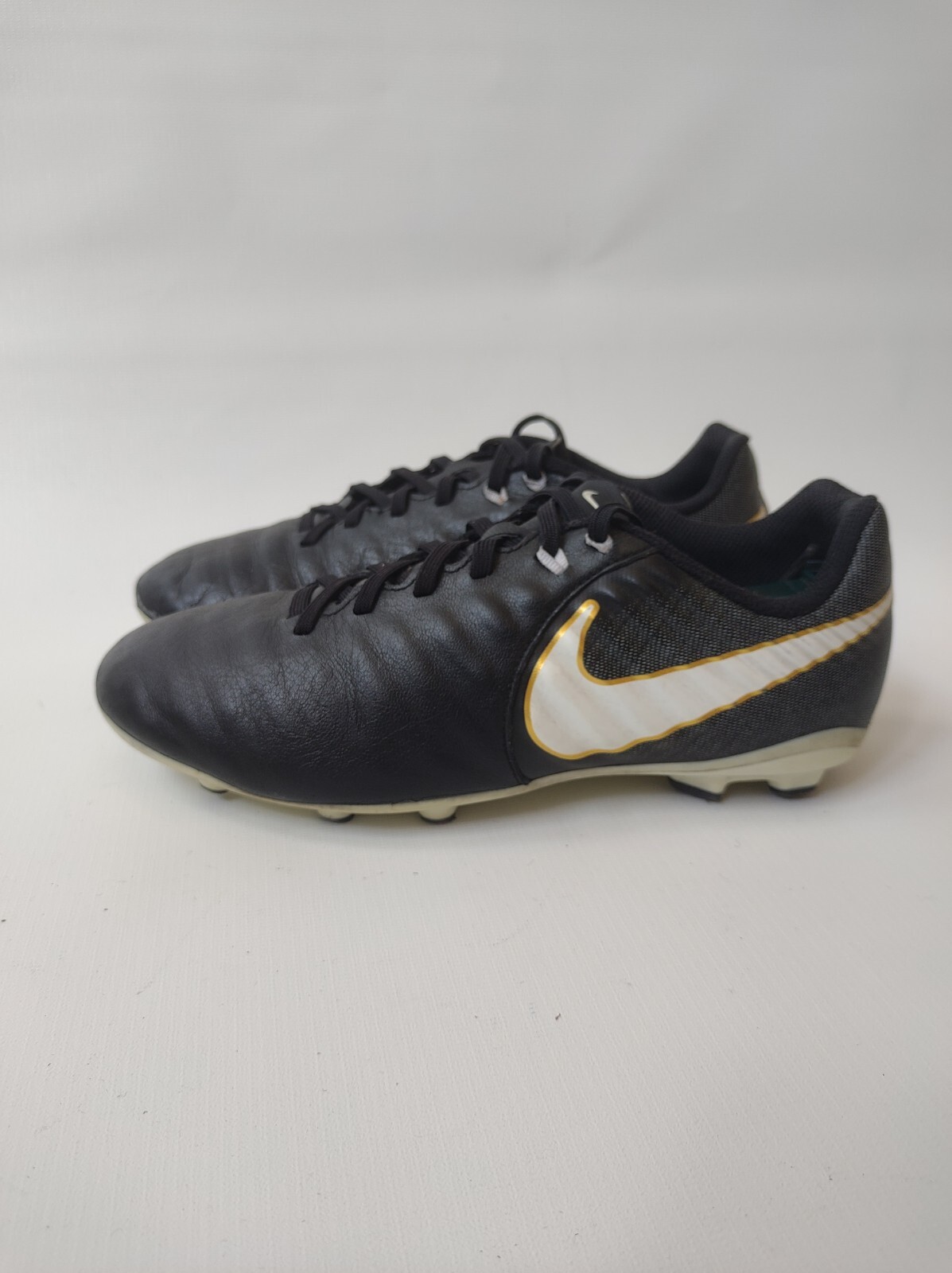 Nike Tiempo Rio Soccer Cleats Shoes Black 5 Youth #897726-002 | eBay