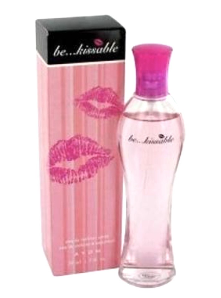 Avon BE…KISSABLE Set 1.7 EDT Spray Soufflé Body Cream + Shower Bubble ...