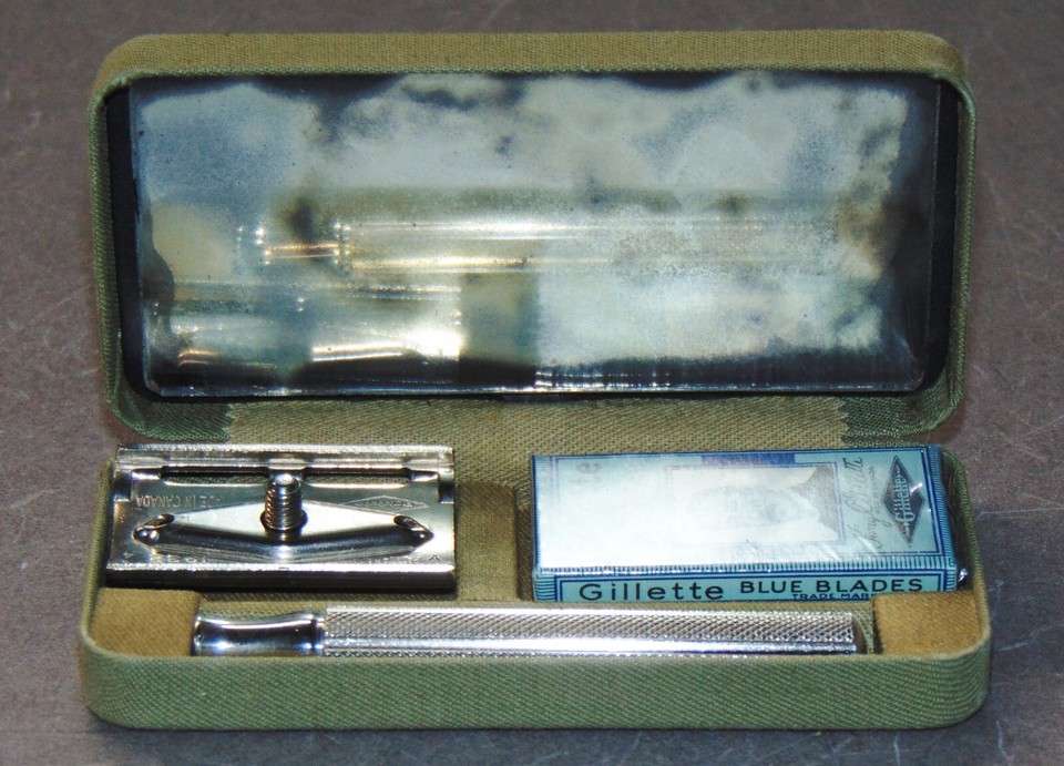 NEW Vintage Gillette Tech 1952 Safety Razor Made in Canada Green Case ...