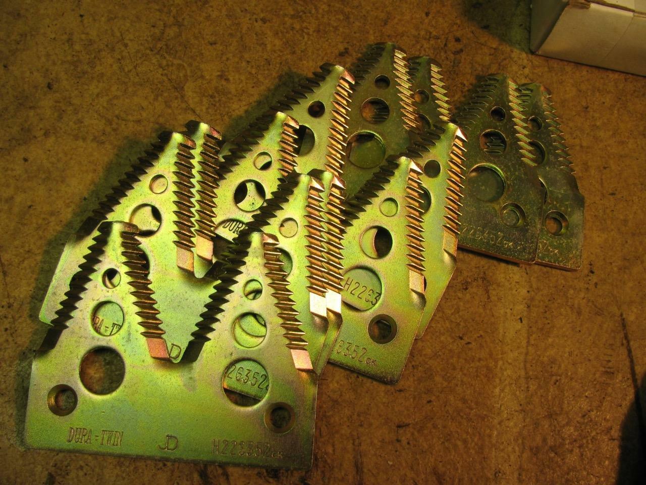 7 John Deere H226352 Dura-Twin Combine Header Knives 635FD 630F 635F ...