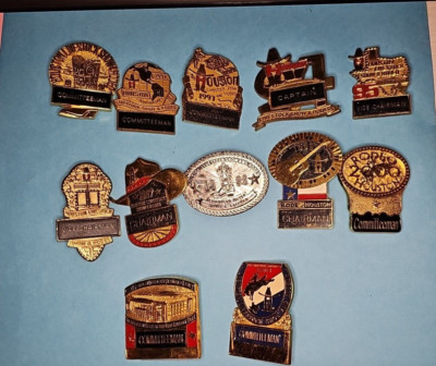 12 HOUSTON LIVESTOCK SHOW & RODEO Captain* Committeeman*Chairman LAPEL ...