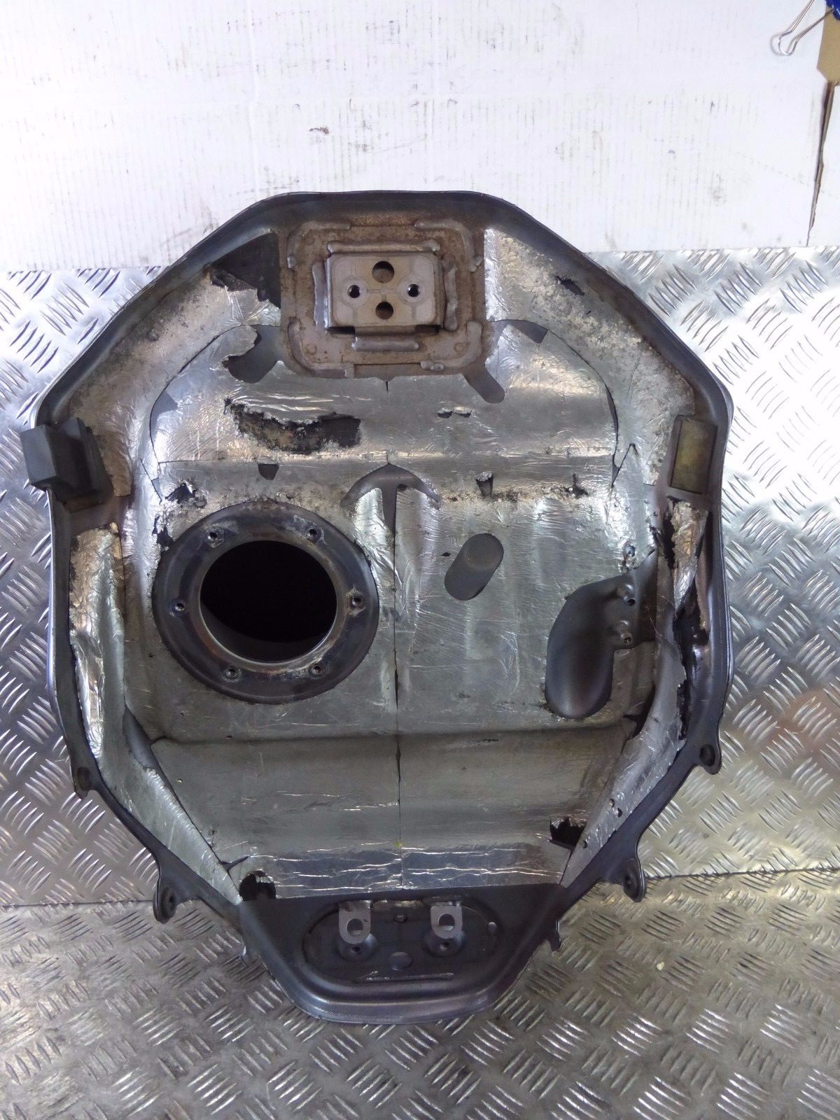 Yamaha FJR1300 2003 fuel petrol tank | eBay