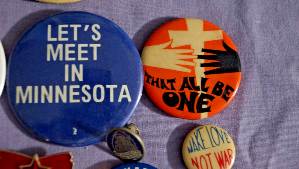 Vtg 60s Alien Psychedelic Hippie Protest Counterculture Pin Buttons Lot ...