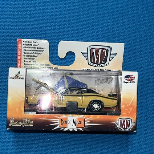 M2 Machines Detroit-Muscle 1971 Dodge Charger R/T 440 6-Pack R24 14-03 ...