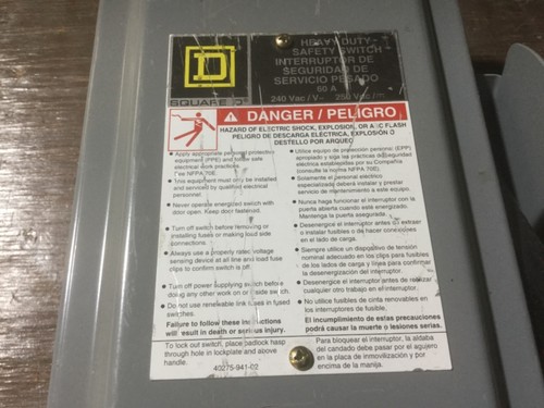 used H222N Sq D Disconnect 60 A 240 V 2 Pole fusible Type 1 machine ...