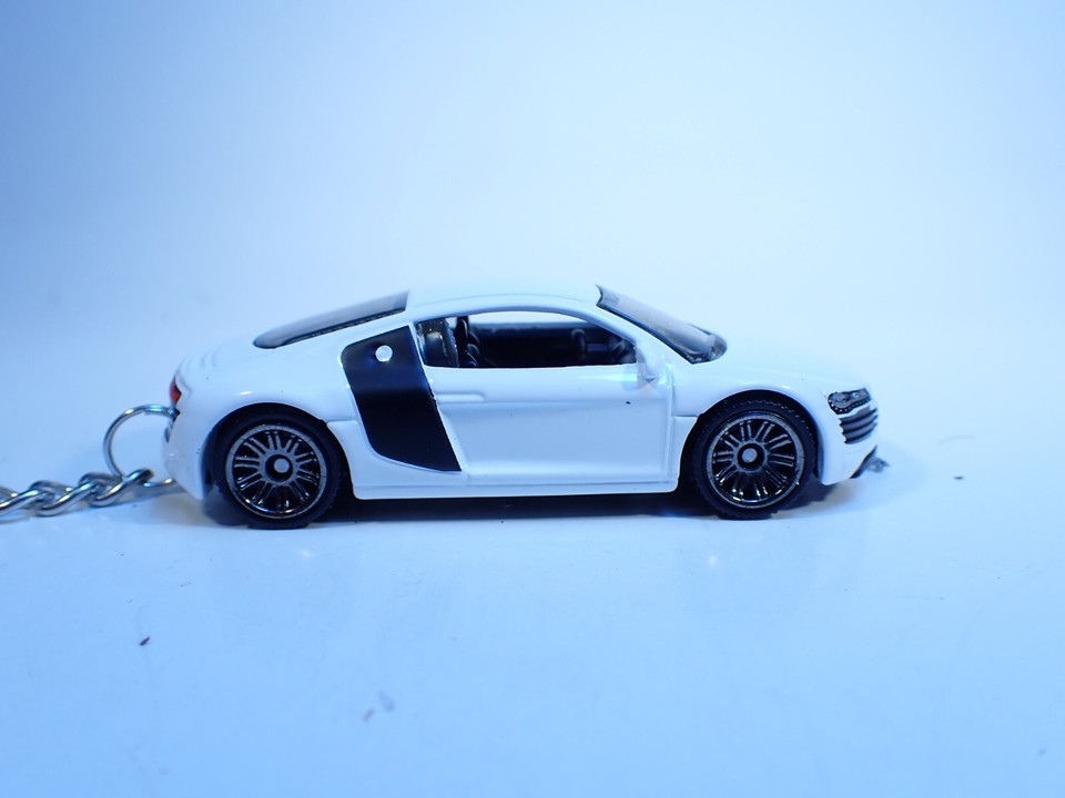 keychain '07 AUDI R8 2007 Audi R8 roadster key chain | eBay