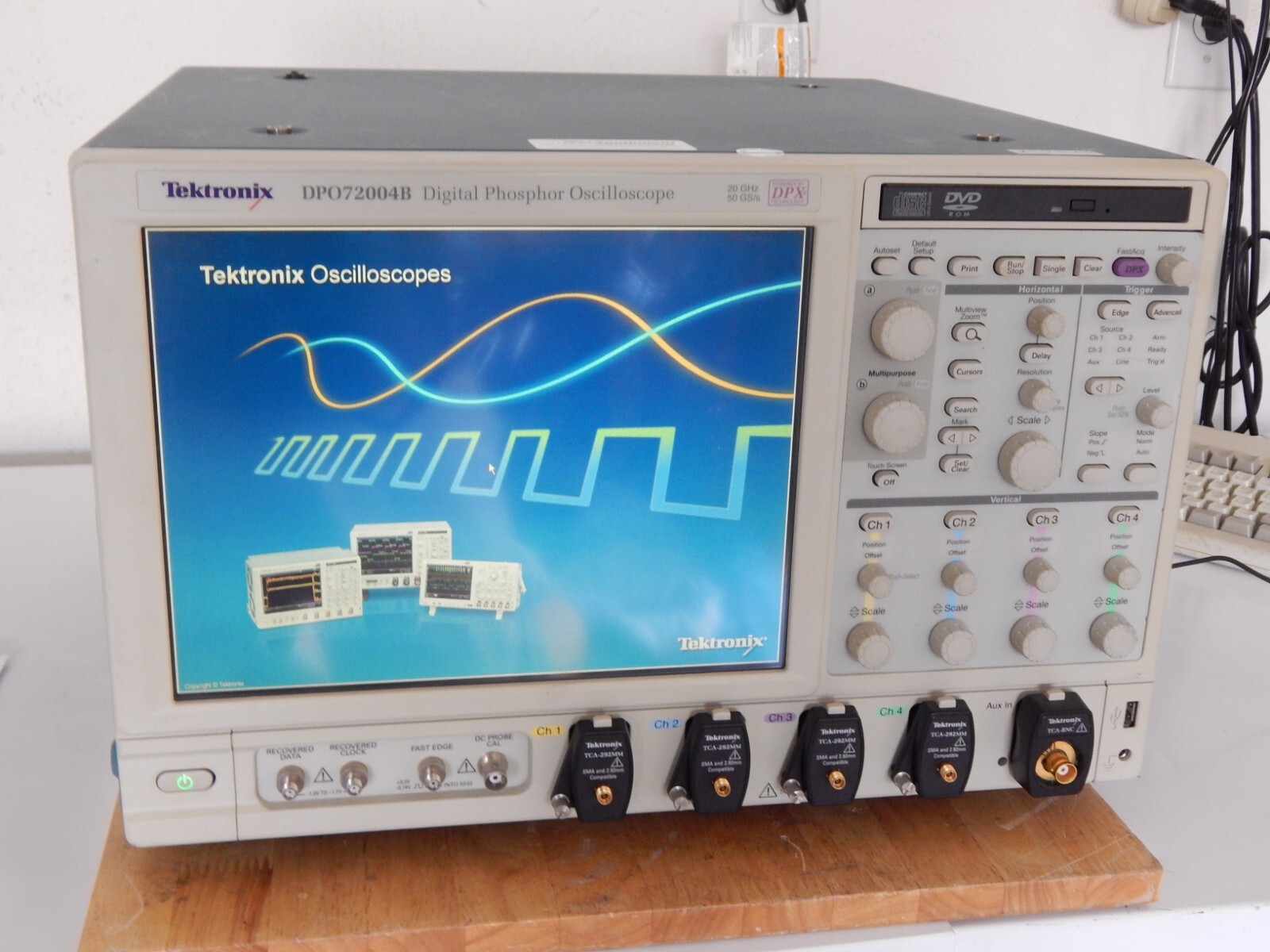 Tektronix DPO72004B 20Ghz 4CH 50Gs/s Real-Time digital oscilloscope ...