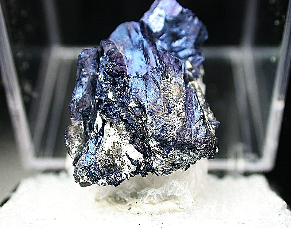 MINERALS : IRIDESCENT BLUE COVELLITE ON ALL SIDES FROM LEONARD MINE IN ...