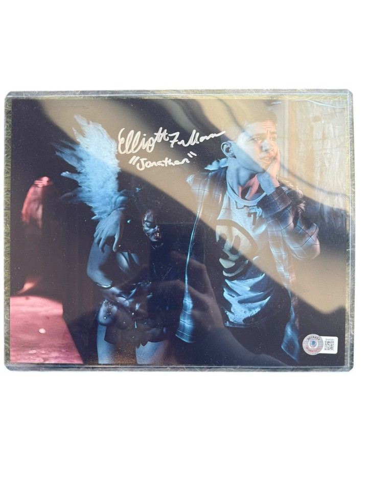 Elliott Fullam Autograph “Jonathon” (TERRIFIER 2) Signed 8x10 w Beckett ...