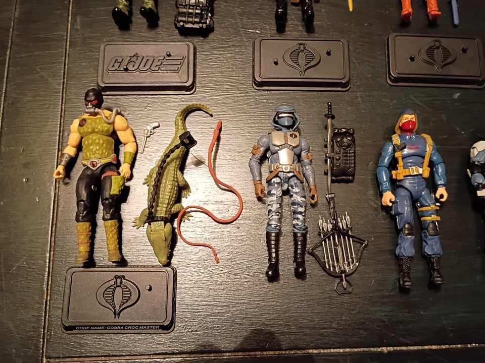 GI Joe lot of 15; 25th Dollar General Modern Croc Master Snake Eyes ...