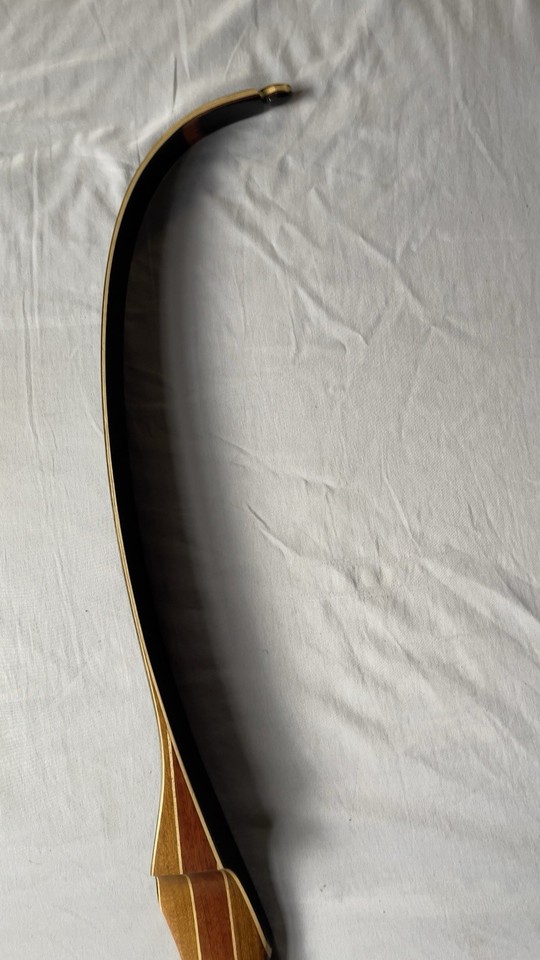 Damon Howatt Hunter Recurve Bow (LH) Left Handed #40 | eBay