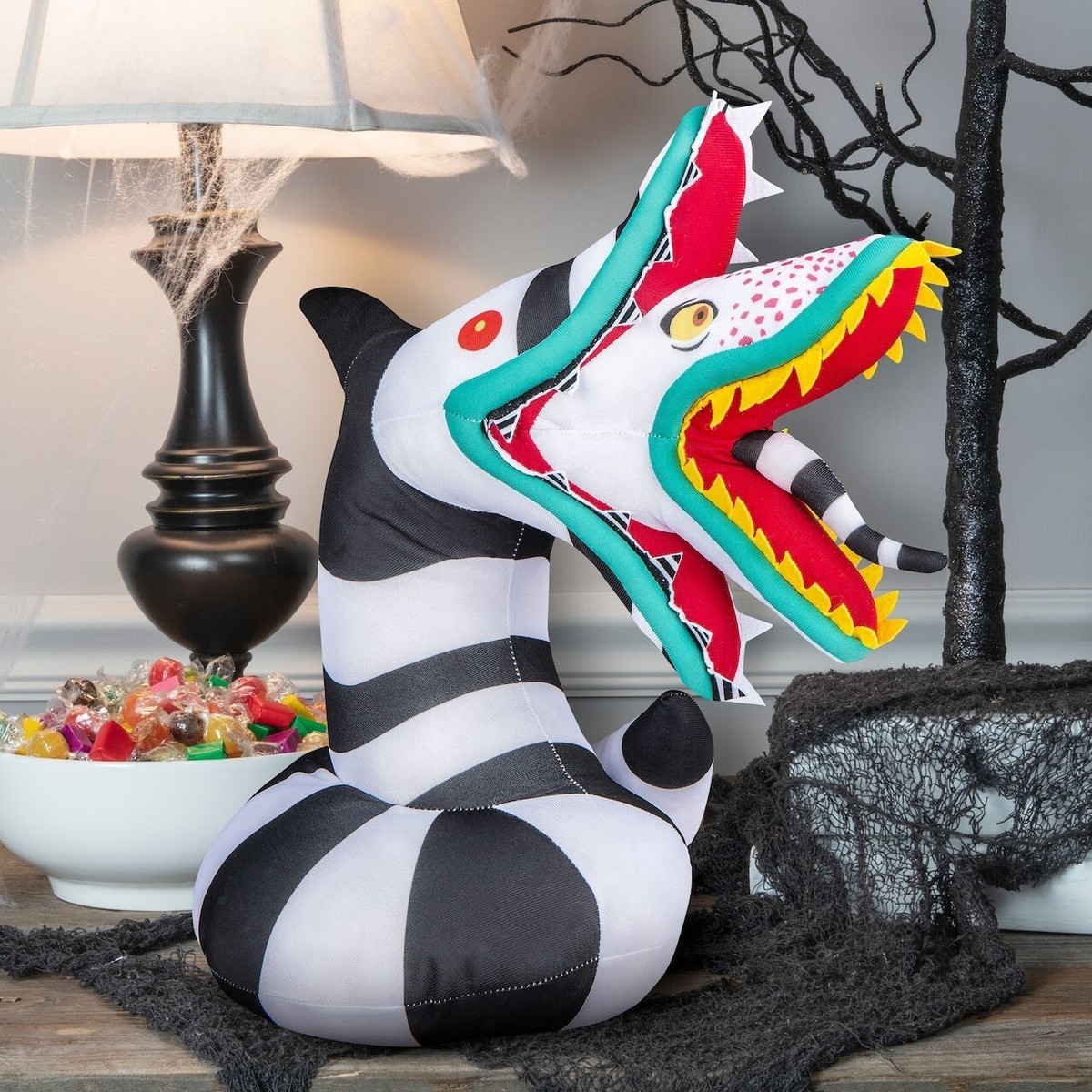 Sandworm Beetlejuice Wallpaper Check Out This Awesome