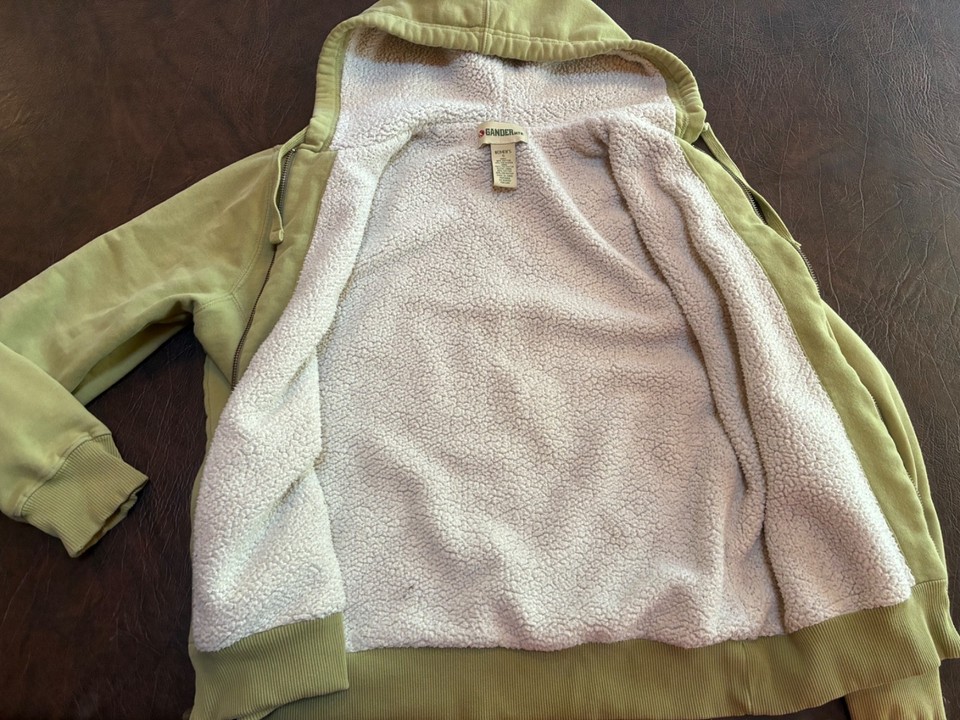 Size S GANDER MOUNTAIN Sweatshirt Hooded Sherpa Fleece Inside Green Zip ...