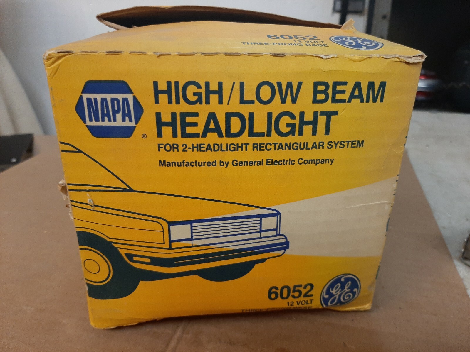 HEADLIGHT GE 6052 & PHILIPS H 6054 headlight fits ford or chevy and ...