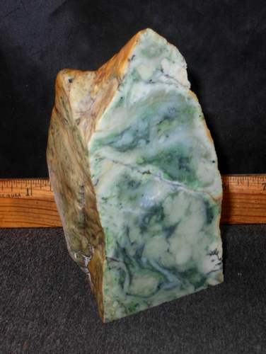California's Eel River Diopside Rough, Translucent, Works up like Jade ...