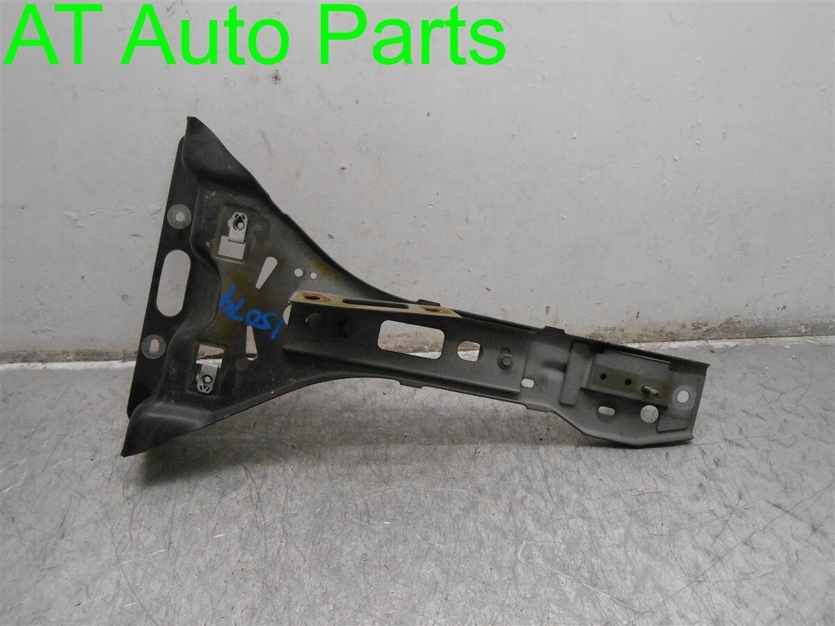 03-06 FORD EXPEDITION RADIATOR SUPPORT CENTER LATCH BRACKET OEM 2L1Z ...