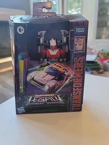 Transformers Generations Legacy Autobot Minerva Deluxe Class Robot Car ...