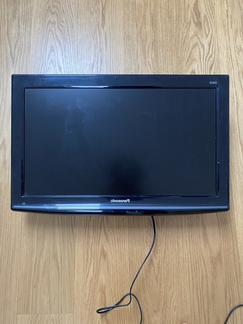 Panasonic Viera TX-L26X10B 26" 720p HD LCD Television for sale online ...