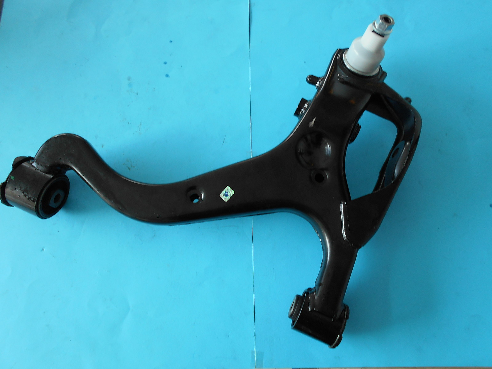 Wishbone Front Lower Right Land Rover Discovery 3 LR075993 for sale ...