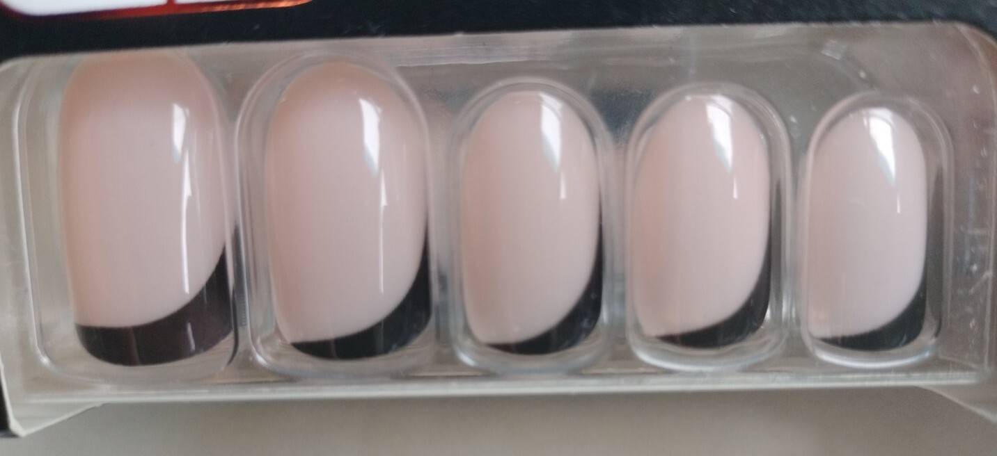 Sally Hansen Salon Effects Perfect Manicure Oval Nails- Swoop There It ...