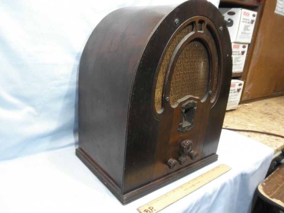 Original Finish, Art Deco 1933 PHILCO 89 “BABY GRAND” SIX TUBE ...