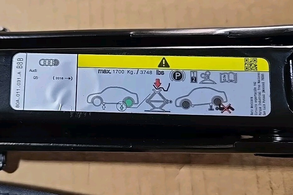 18 19 20 21 22 23 24 25 Audi Q5 JACK WITH TOOLS LUG WRENCH | eBay