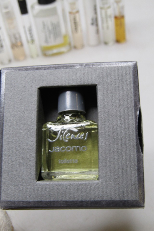 Lot VTG Miniature CABOCHARD CHANEL Atelier Cologne Guerlain Tom Ford ...