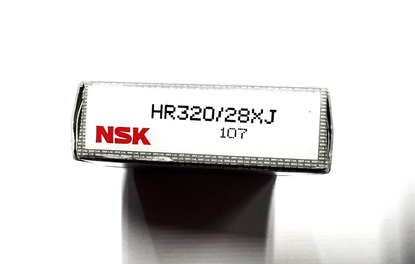 1 x NSK HR320-28XJ Tapered Roller Bearings 28mmX 52mmX 16mm NEW JAPAN ...