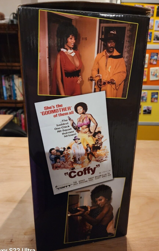 Pam Grier COFFEY 12" statue / Action Figure Limited 244/900 Mark Alfrey ...