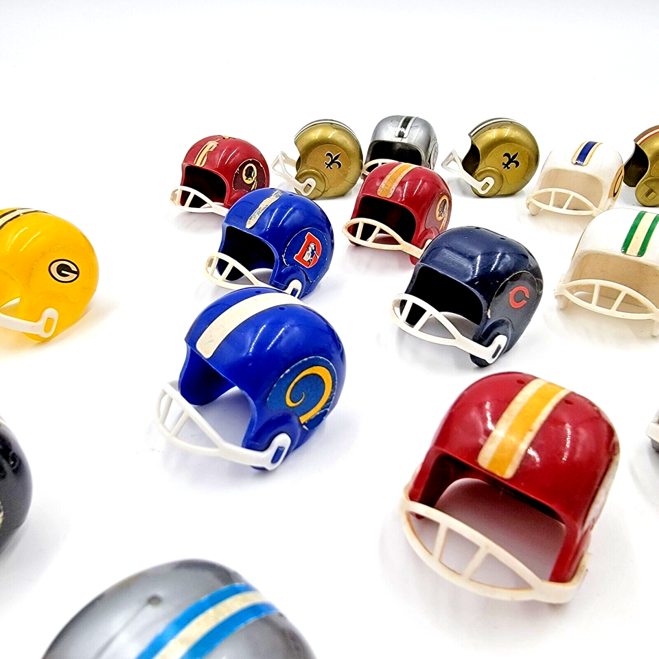 30 Vintage NFL Gumball Machine Mini Helmet Lot Redskins Saints Raiders ...