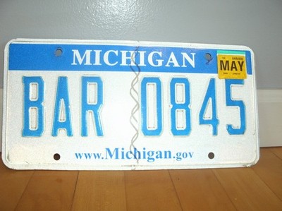 MICHIGAN LICENSE PLATE # BAR 0845 White/Blue | eBay