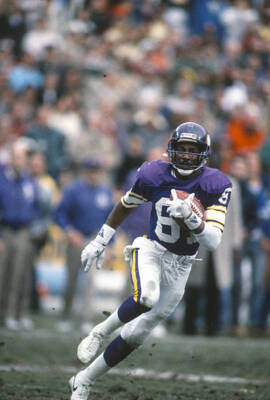 Anthony Carter Minnesota Vikings runs with the ball v Washin Football ...