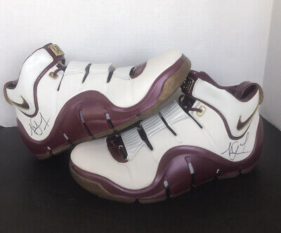 NIKE LEBRON Zoom IV 4 RARE Sample Christ The King Signed NIKE LEBRON Zoom IV 4 RARE Sample Christ The King Signed